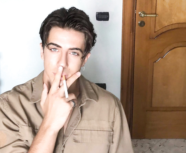 Handsome Guy Smoking Image 1234433 Thisvid Tube