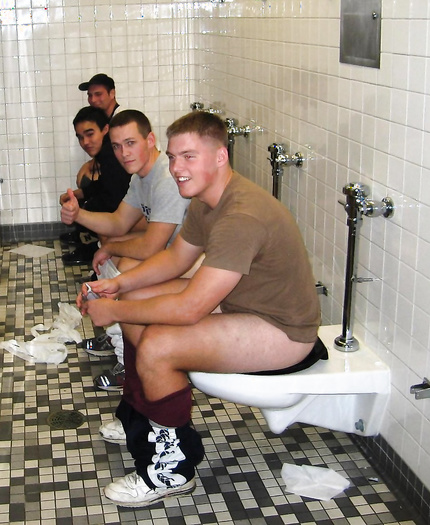 Guys On Toilet With Buddies Image 2514401 Thisvid Tube