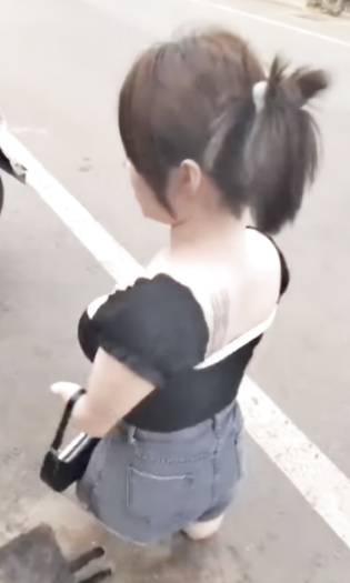 Legless Woman Walking Image 4641717 Thisvid Tube