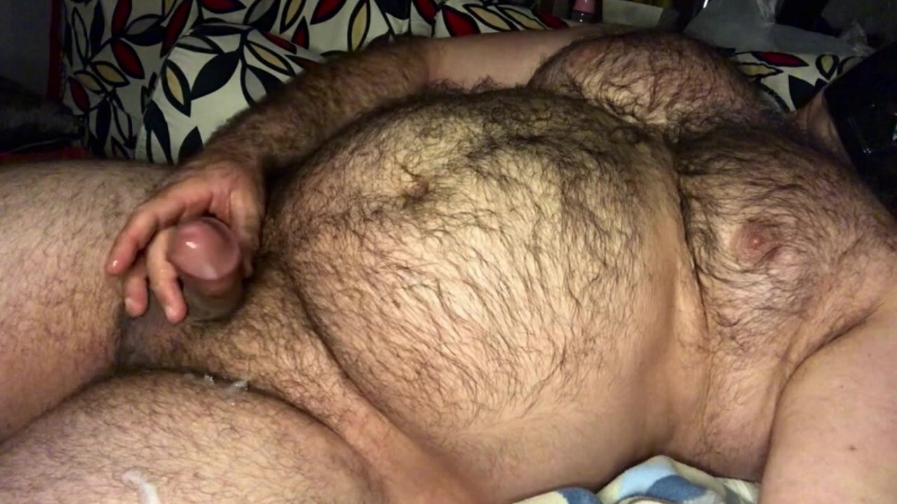 Big Turkish Bear Jerking Off 2