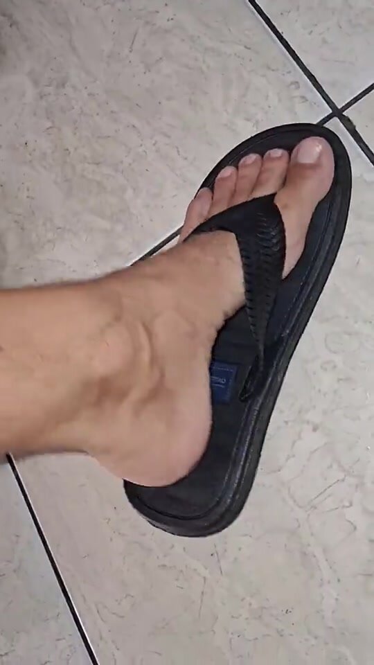 Feet Slides