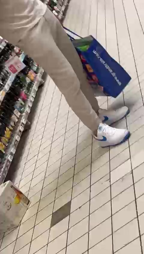 Bulge Chino 日本語で