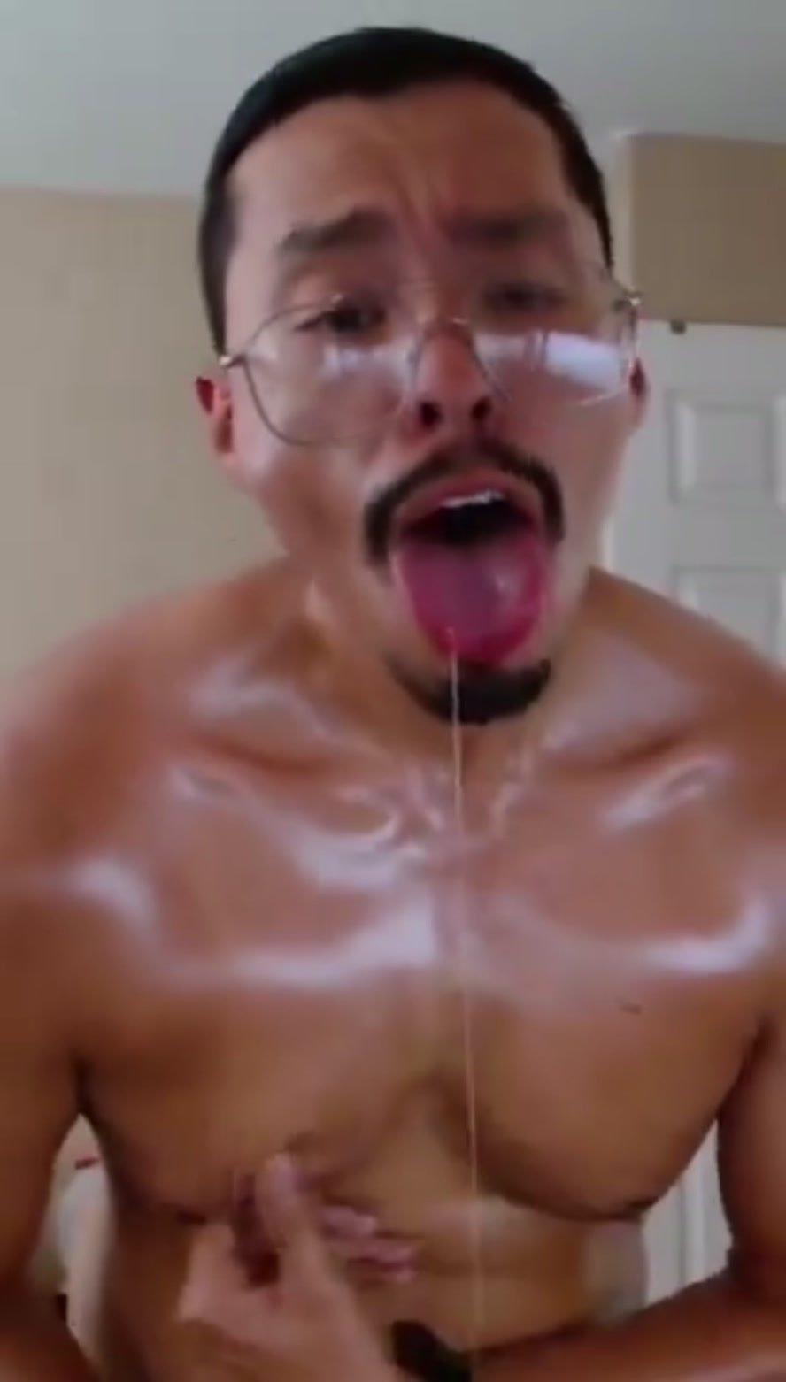 Asian Gooner Munkee Popper Bator Showing Off 中文