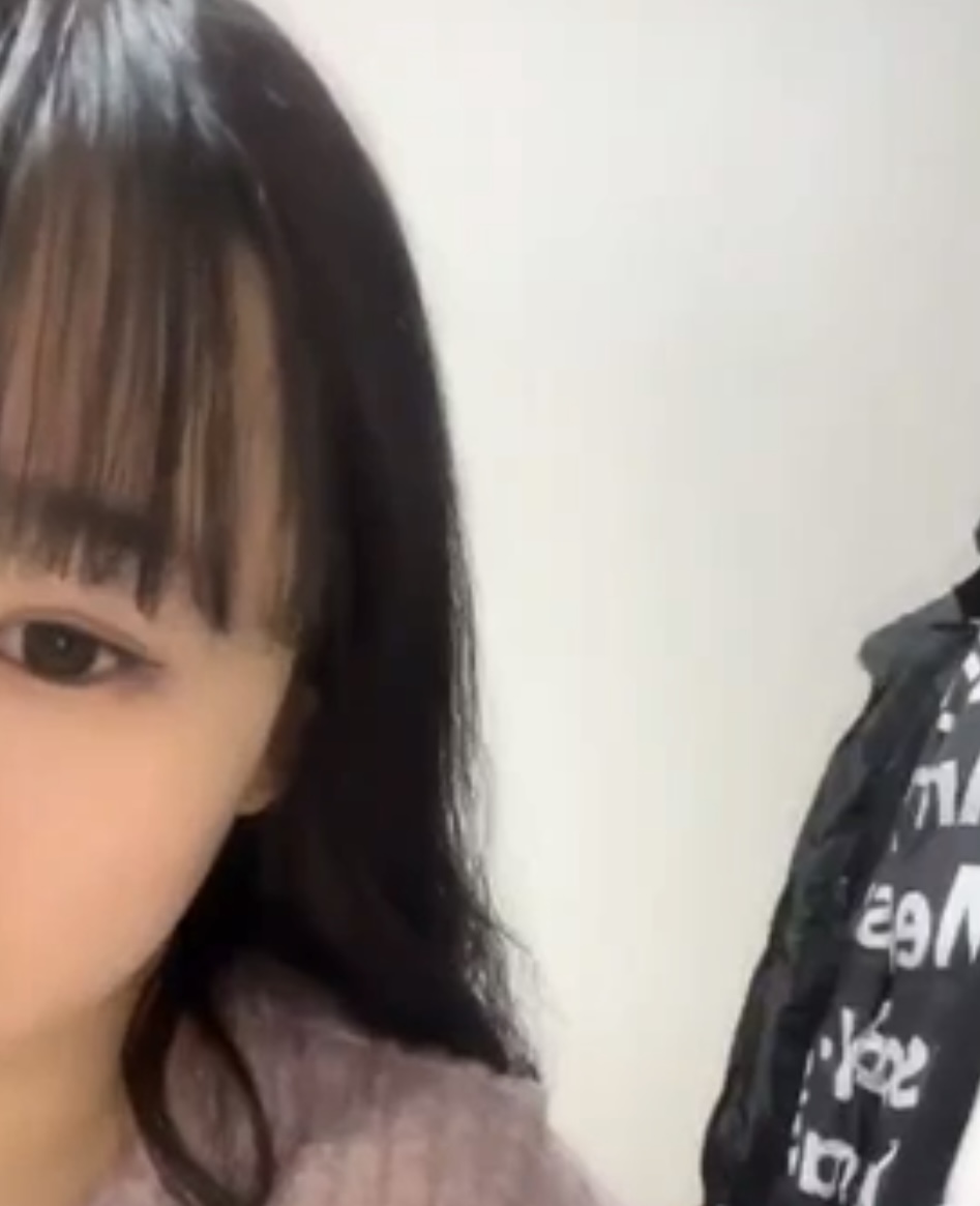 Pretty Korean Girl Fart