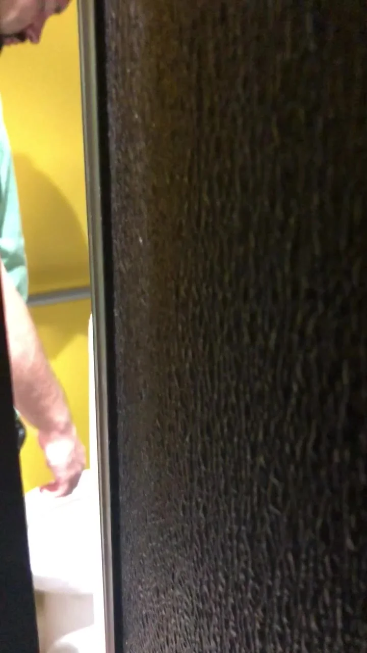 Drunk Guy Pissing