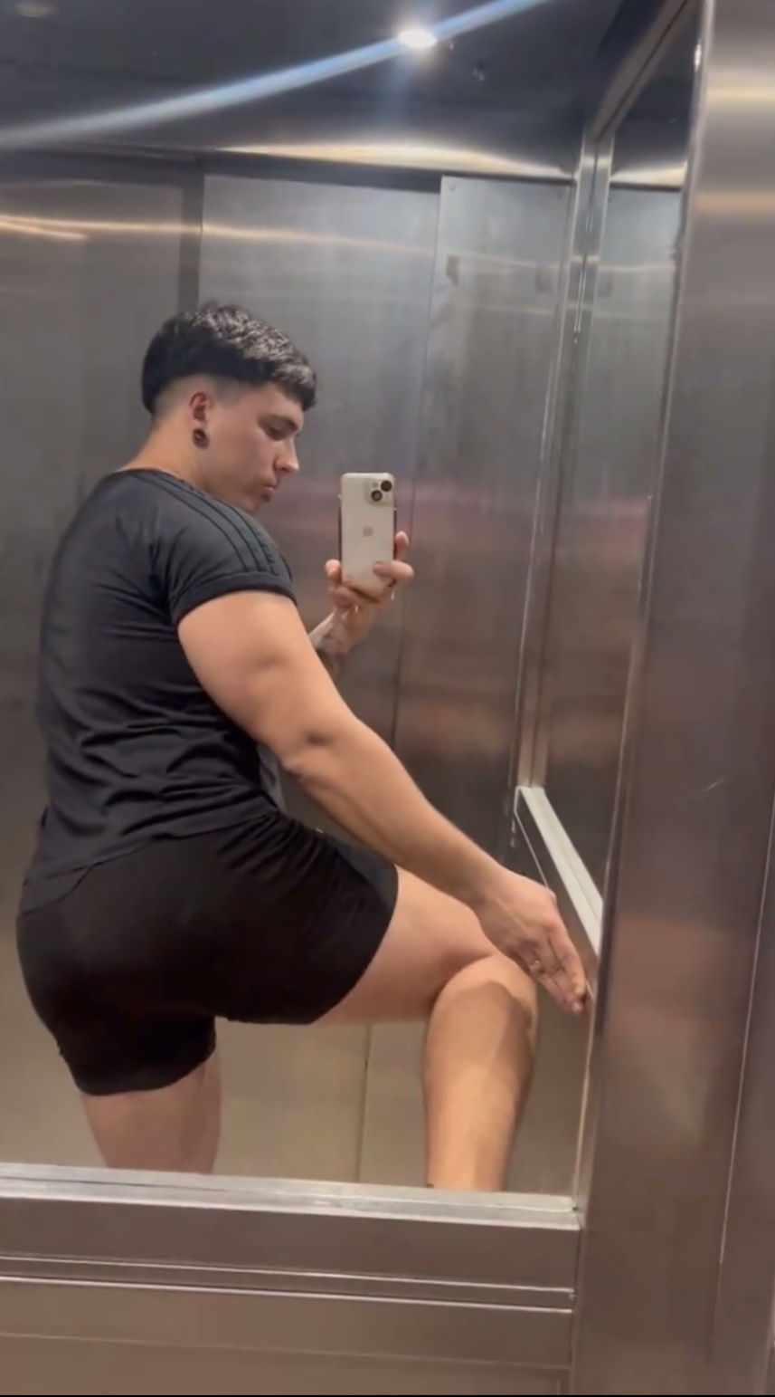 Man Farts Loudly In Elevator