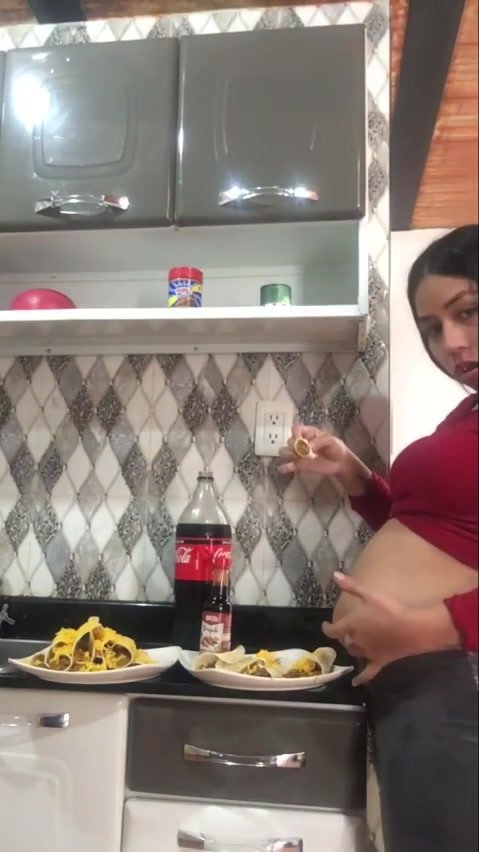 Eating Taco