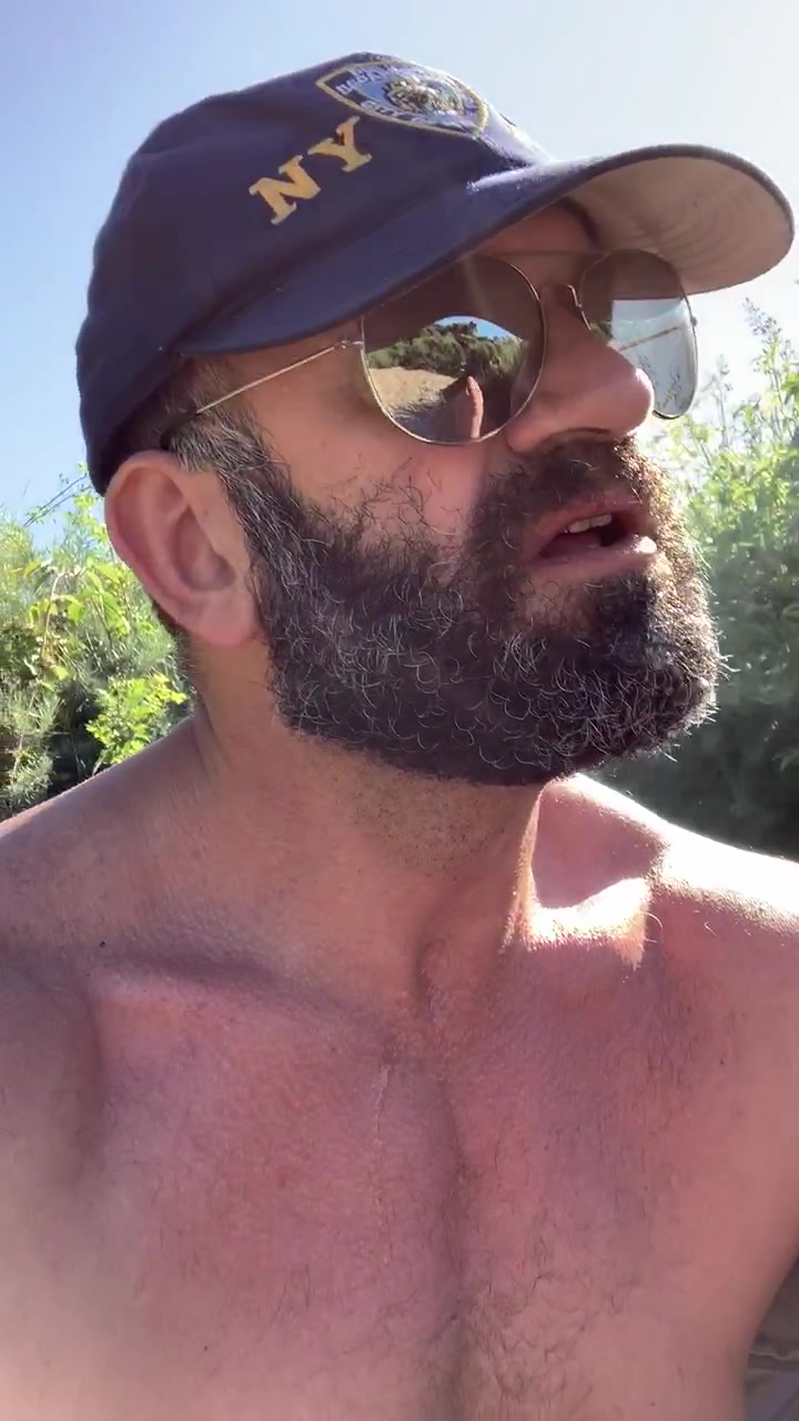 Msclkink Cigar Spit Video 2