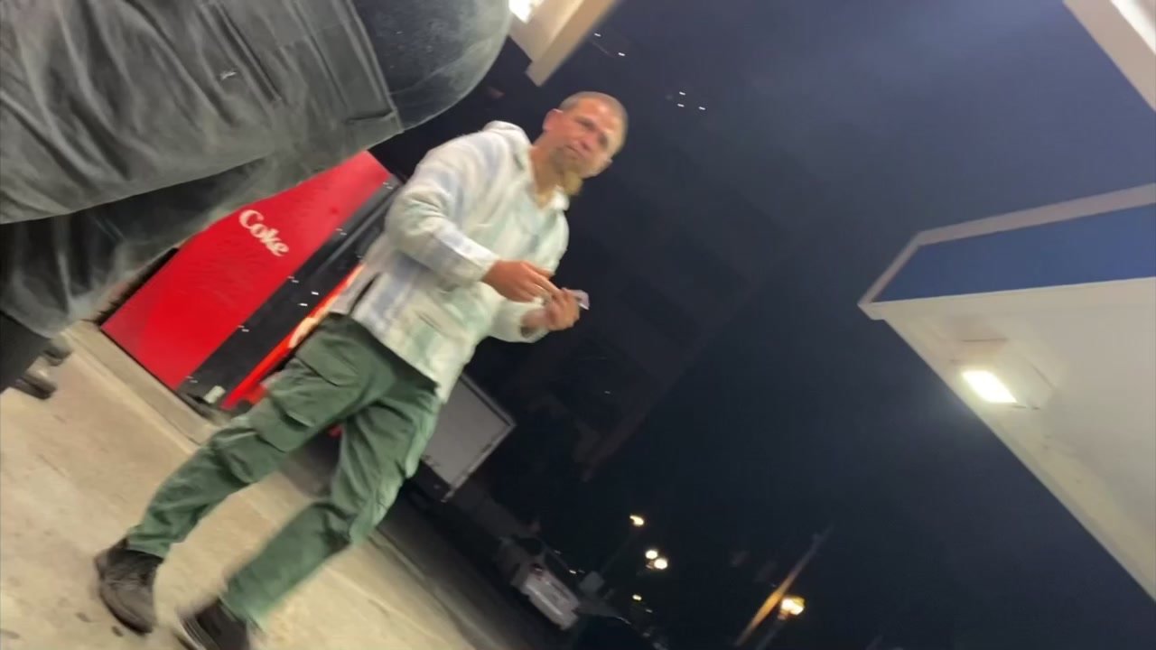 Sagging And Farting