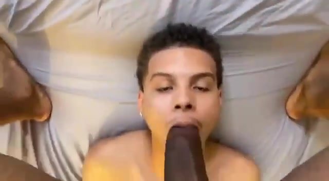 Un Jeune Rebeu Pompe Une Gros Zeb Noir