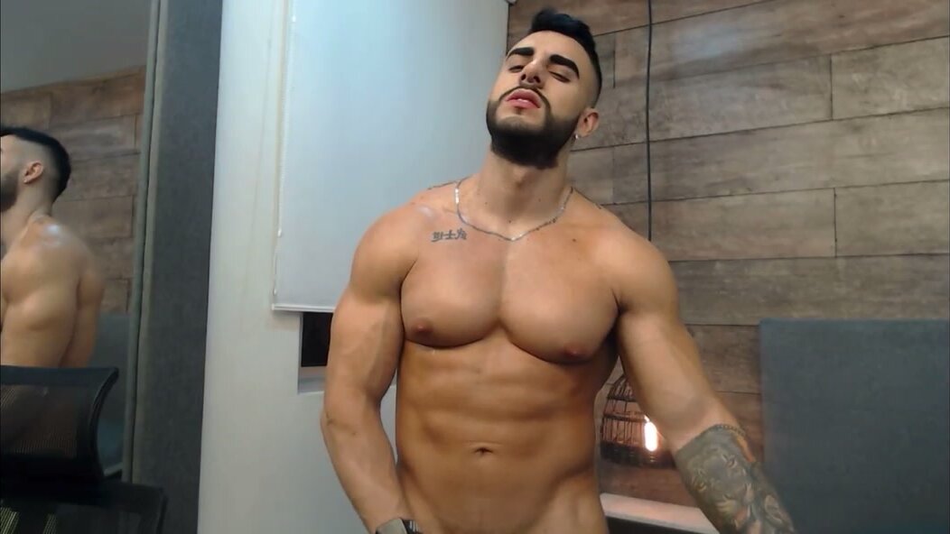 Sexy Muscle Tease