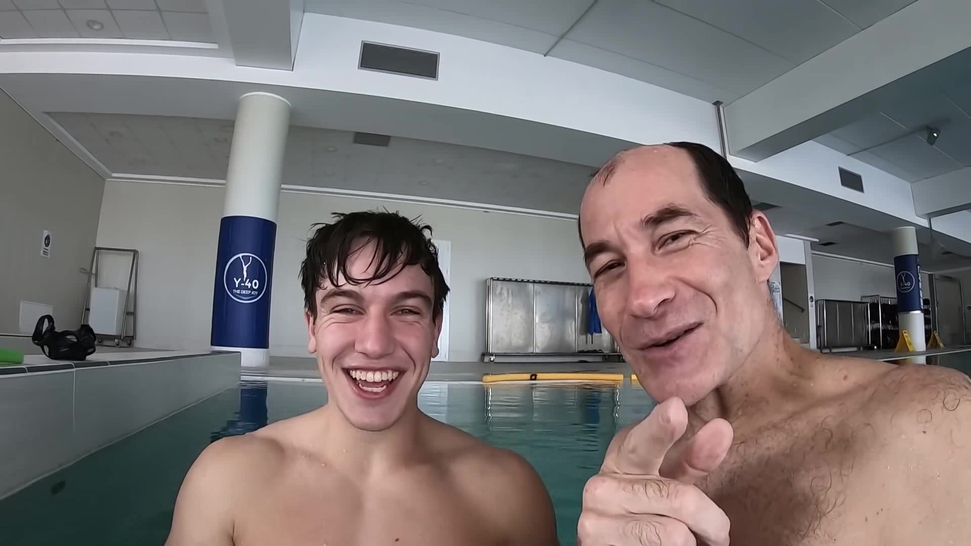 Sexy Italian Hunk Learning Underwater Apnea