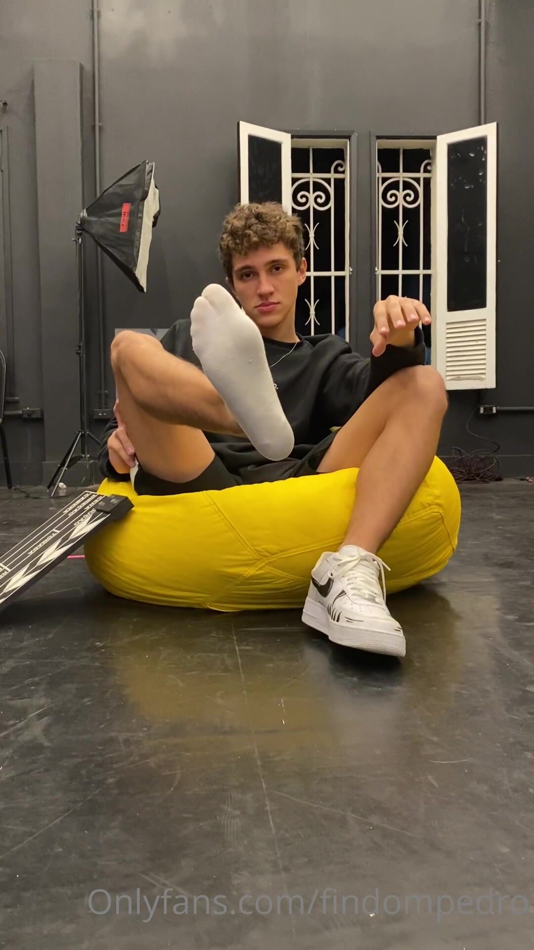 Sexy Male Feet Video 9