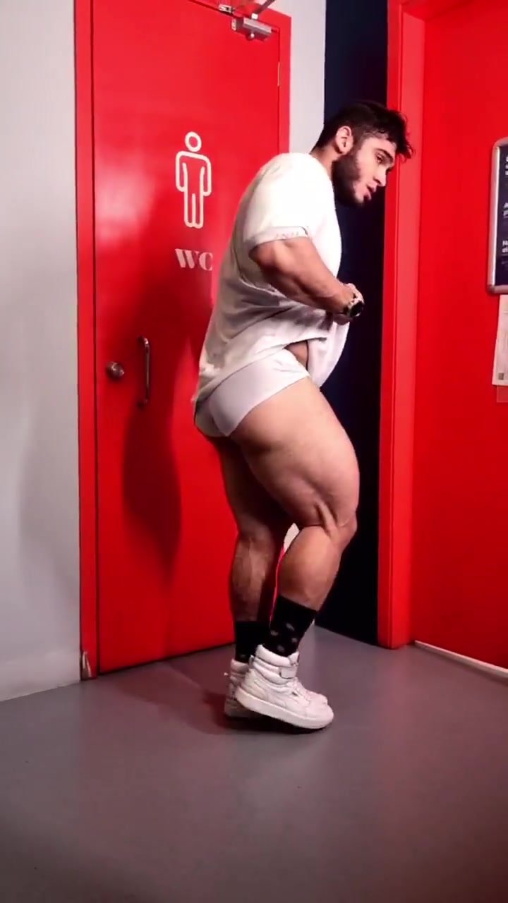 Hot Big Muscle Legs
