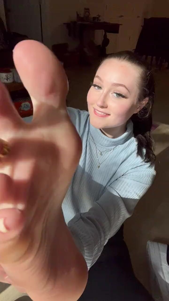 Short Video Big Feet Pov
