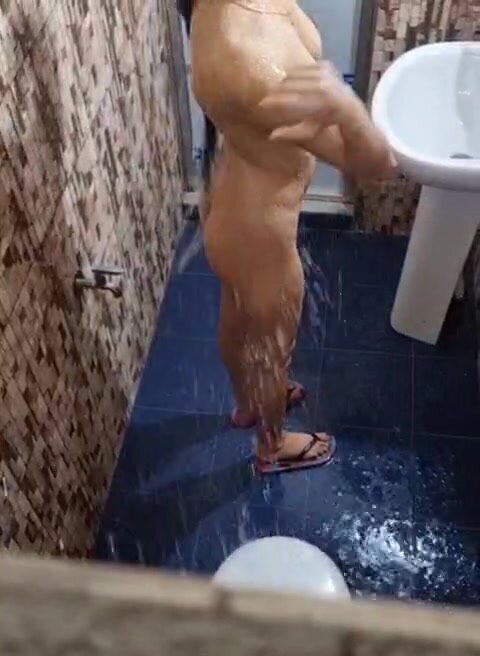 Sl Girl Spy Bath