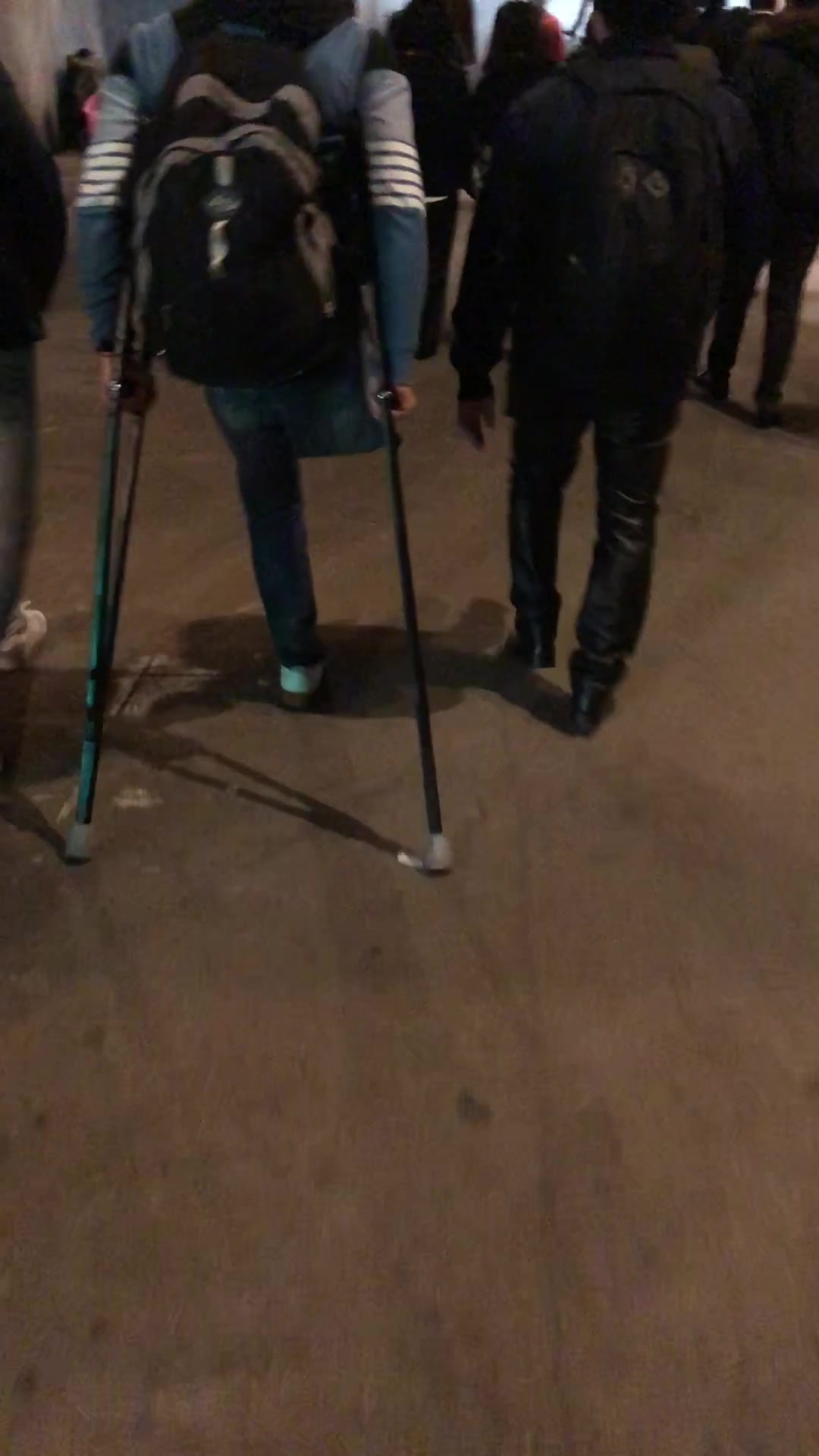 Amputee Leg Rak Lak Sak Hd Rak Crutching With