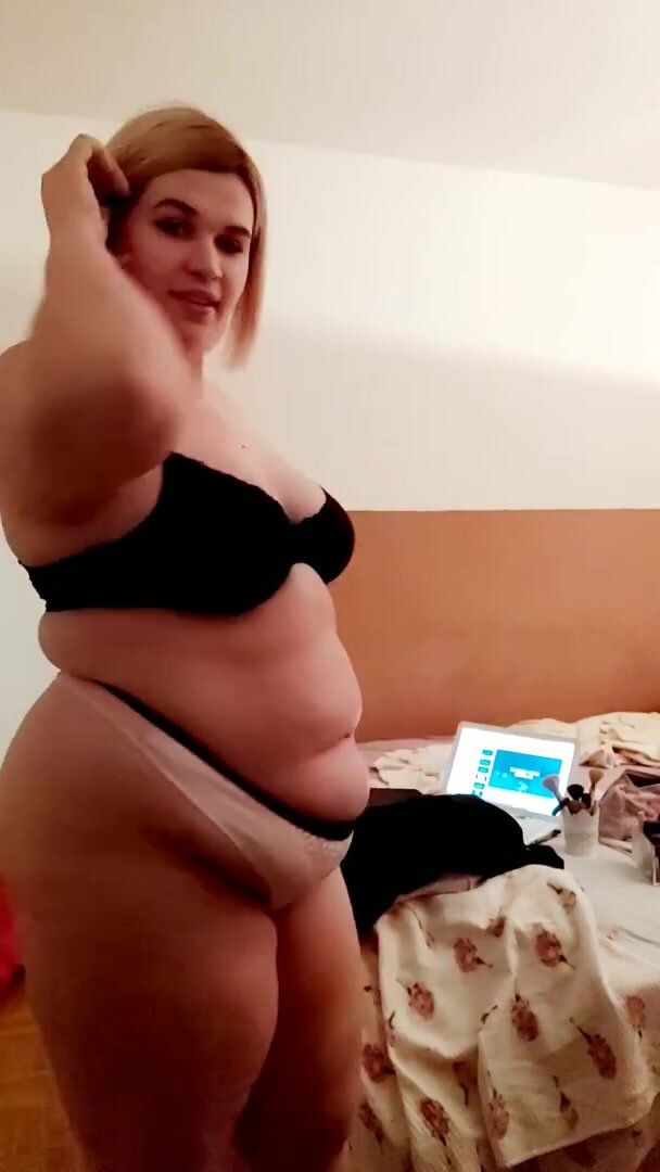 Bogar Bbw Outgrown Clothes