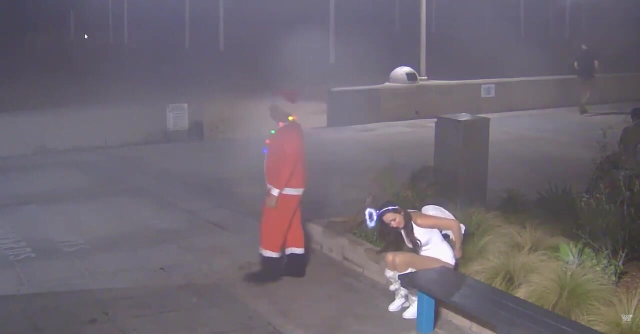 Cctv Caught Girl Peeing 日本語で