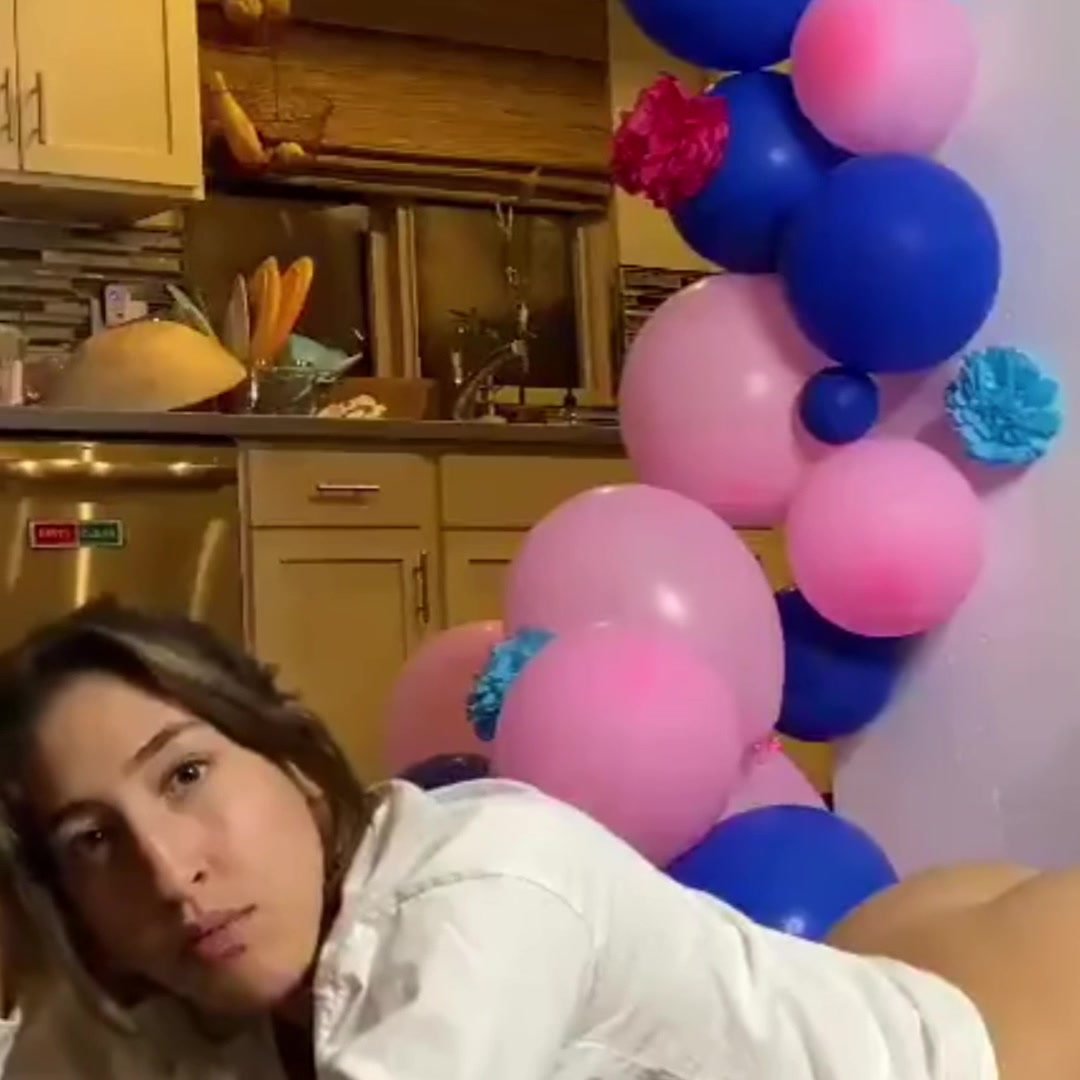 Funny Girl Fart Comp