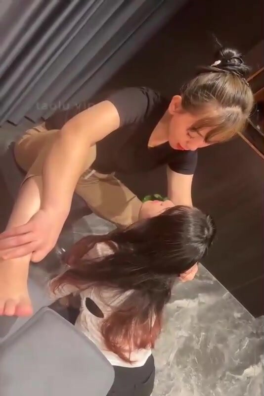 Chinese Lezdom Video 367