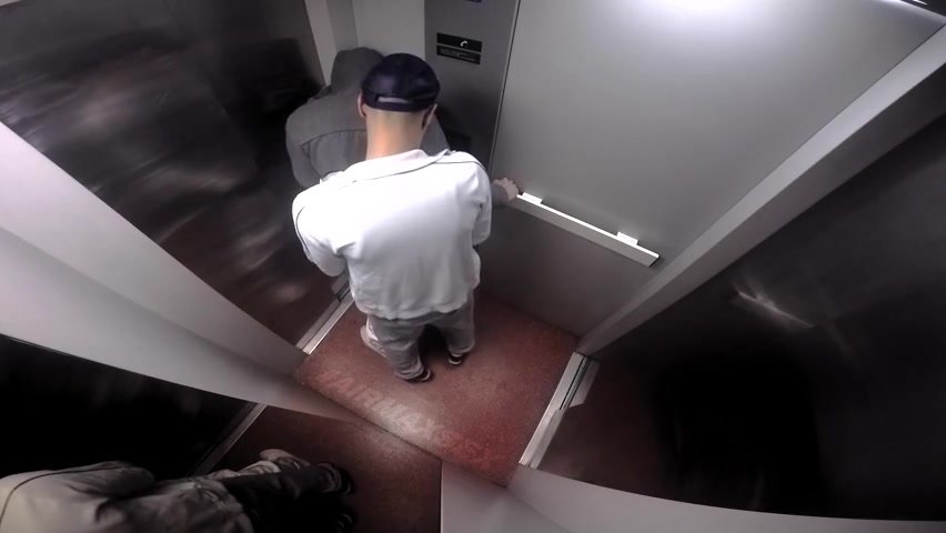 Lad Sex In Elevator