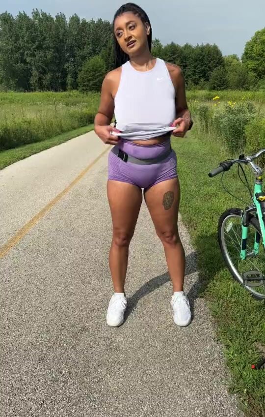 Cute Tit Flash During A Bike Ride