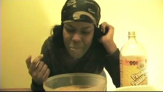Black Lady Vomits After Overeating Pizza