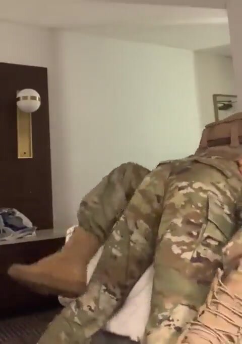 Hot Army Men