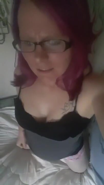 Yellow Kitten Bed Piss